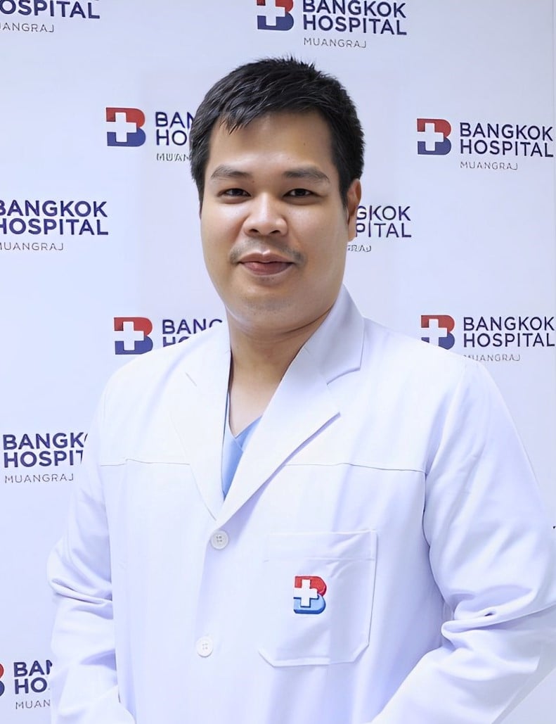 Dr. Apisak Sutanon | Bangkok Hospital Muangraj